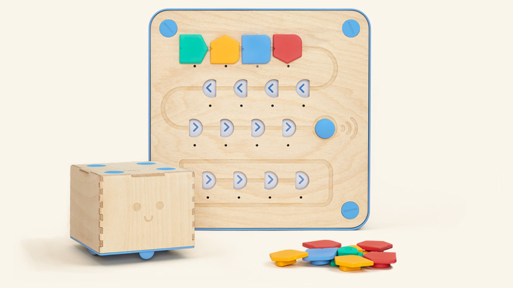Cubetto is a programmable robot for pre-schoolers / Boing Boing