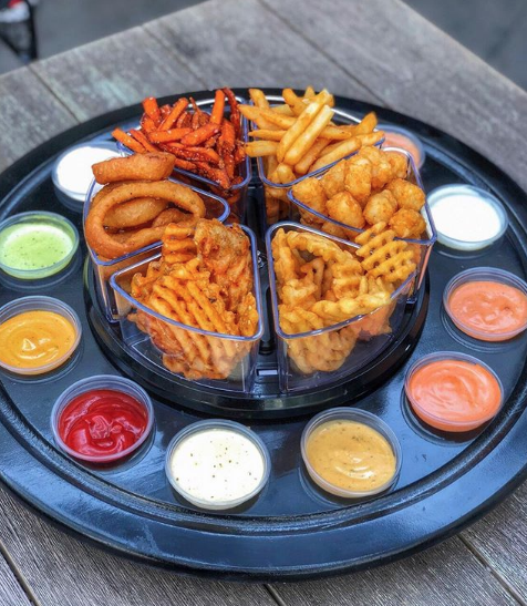Fry Roulette is a new game to eat fried foods with friends / Boing Boing