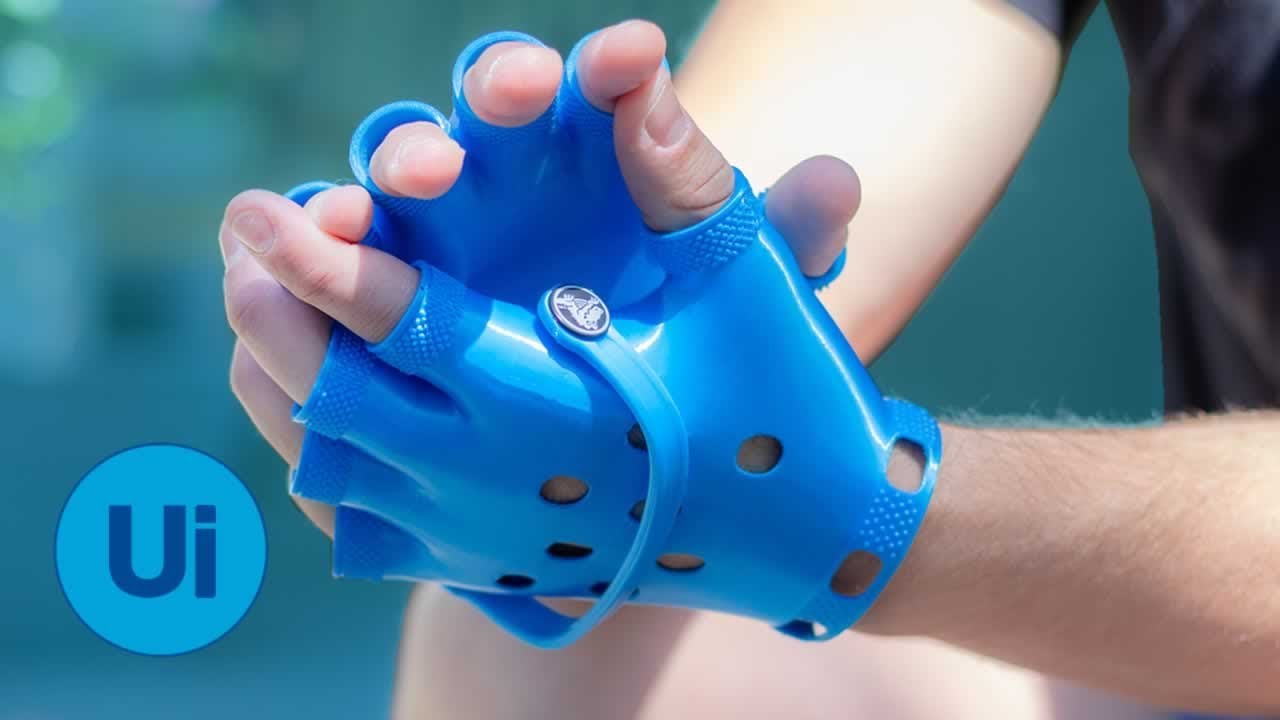 Crocs gloves: "dad’s favorite shoes... for your hands" / Boing Boing